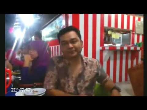 Film semi cewek - cewek cafe di Medan