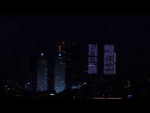 İSTANBUL'UN GÖZDESİ AŞIKLARIN BULUŞMA YERİ ÜSKÜDAR SALACAK'IN MUHTEŞEM GECE BOĞAZ MANZARASI(HD)