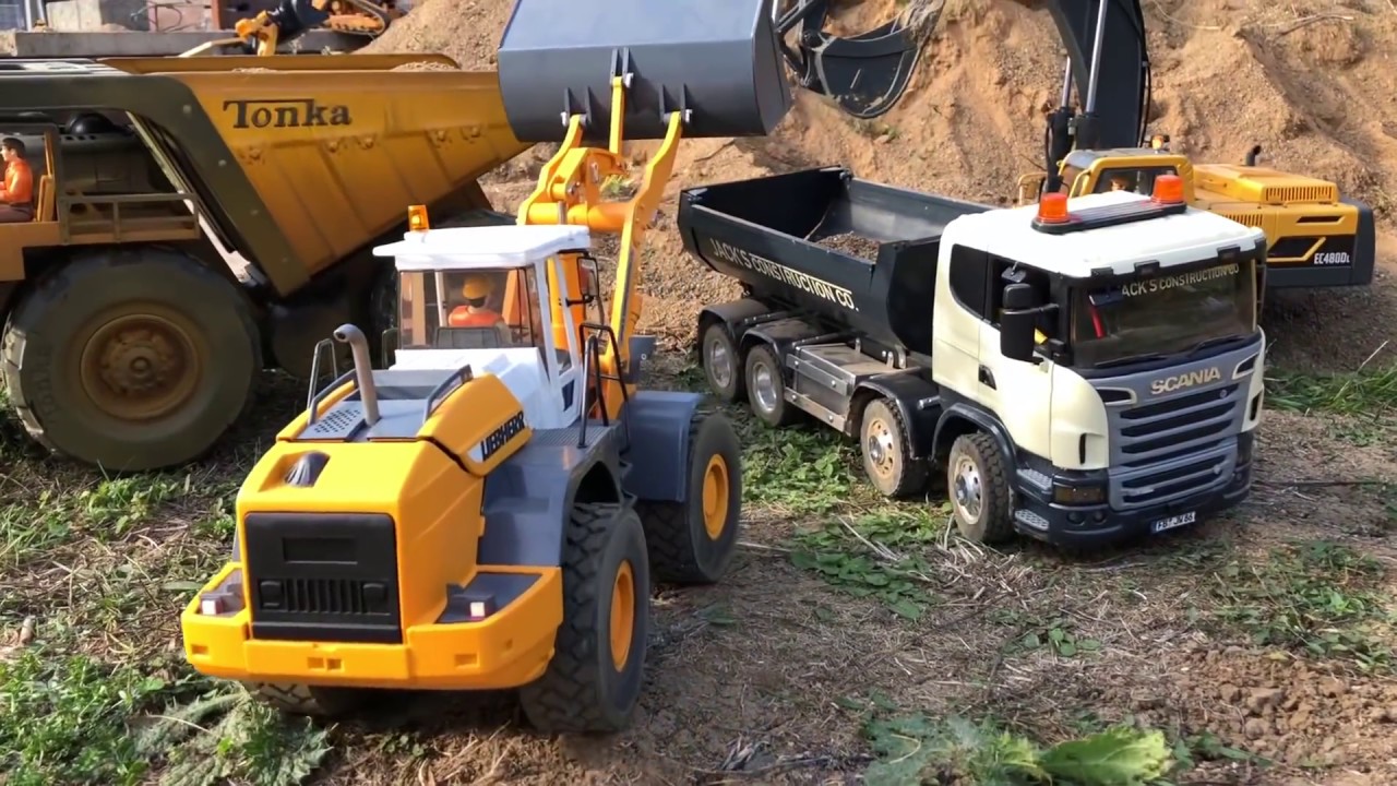 BRUDER Spielwaren TRUCKS ♦ Children EXCAVATOR LOADER DOZER ♦ outdoor RC ...