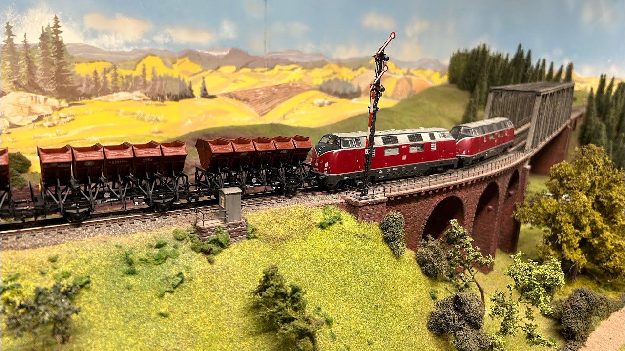 Huge German model railroad - One of the most beautiful model railroads ...