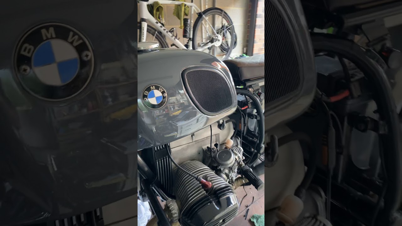 Bmw r65 carbs adjusted - YouTube