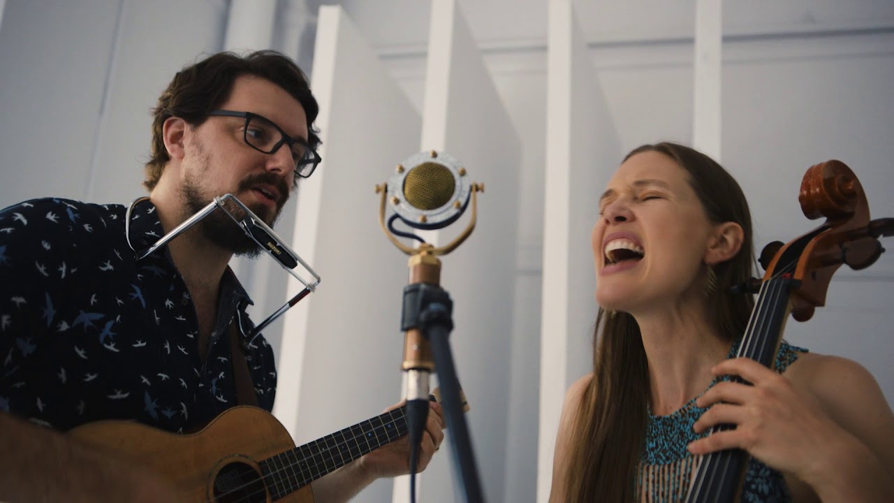 ANNE JANELLE - Feeling Beautiful - YouTube