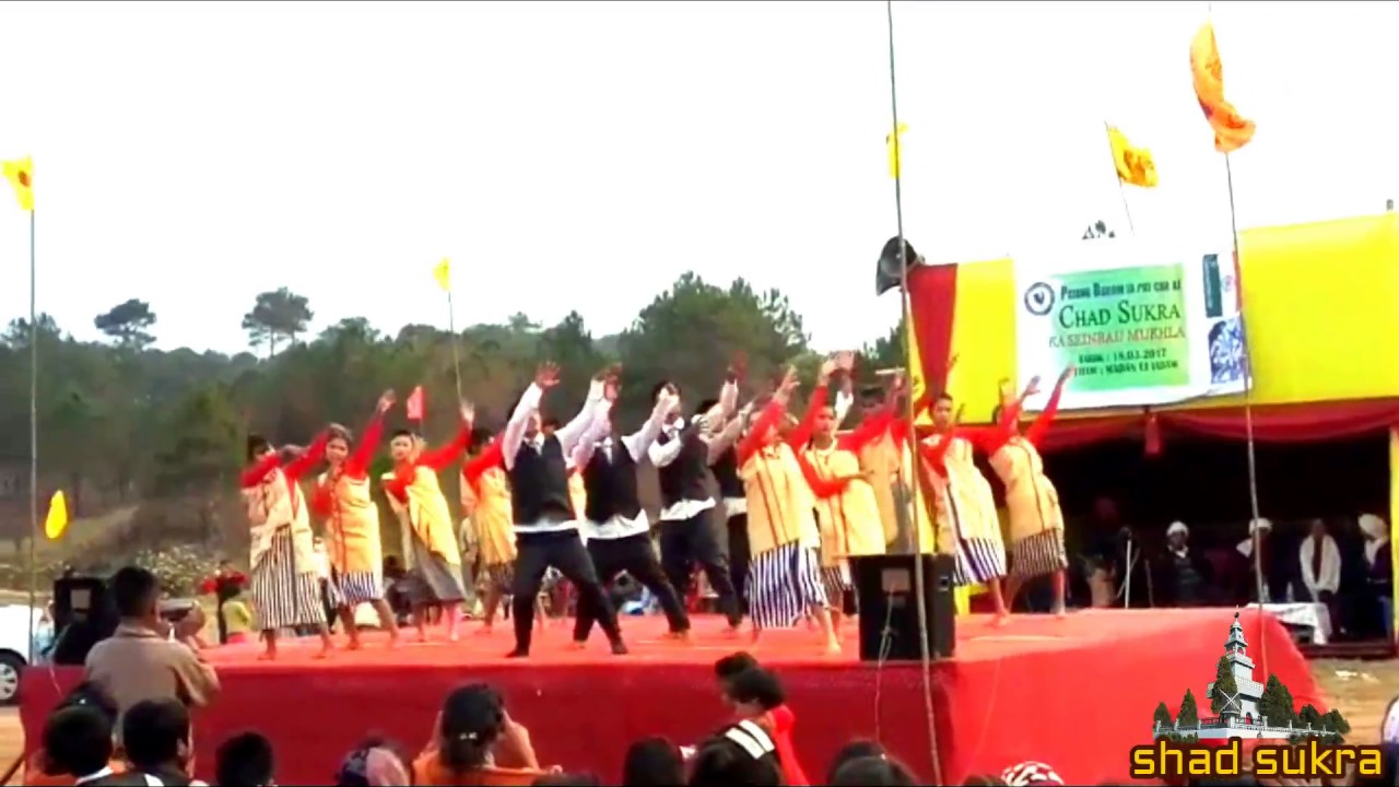 DANCE BY MUKHLA (SHAD SUKRA) jainia ,pnar - YouTube