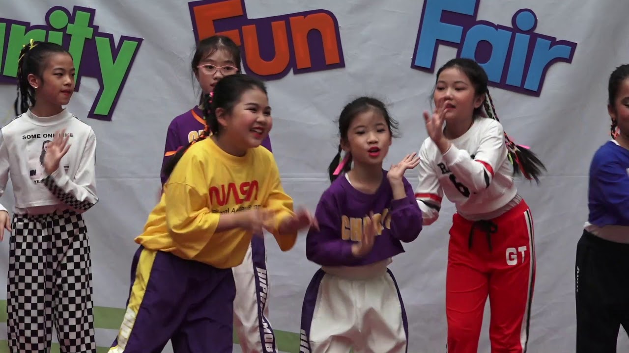 ASCS_Charity_Fun_Fair_Day1_การแสดงชุด ป๊ะโล้งโป้งฉึง - YouTube