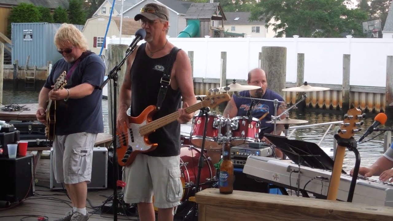 Redneck Romance - Get a leg up - YouTube