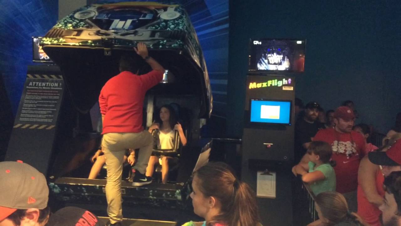 Getting into MaxFlight - YouTube