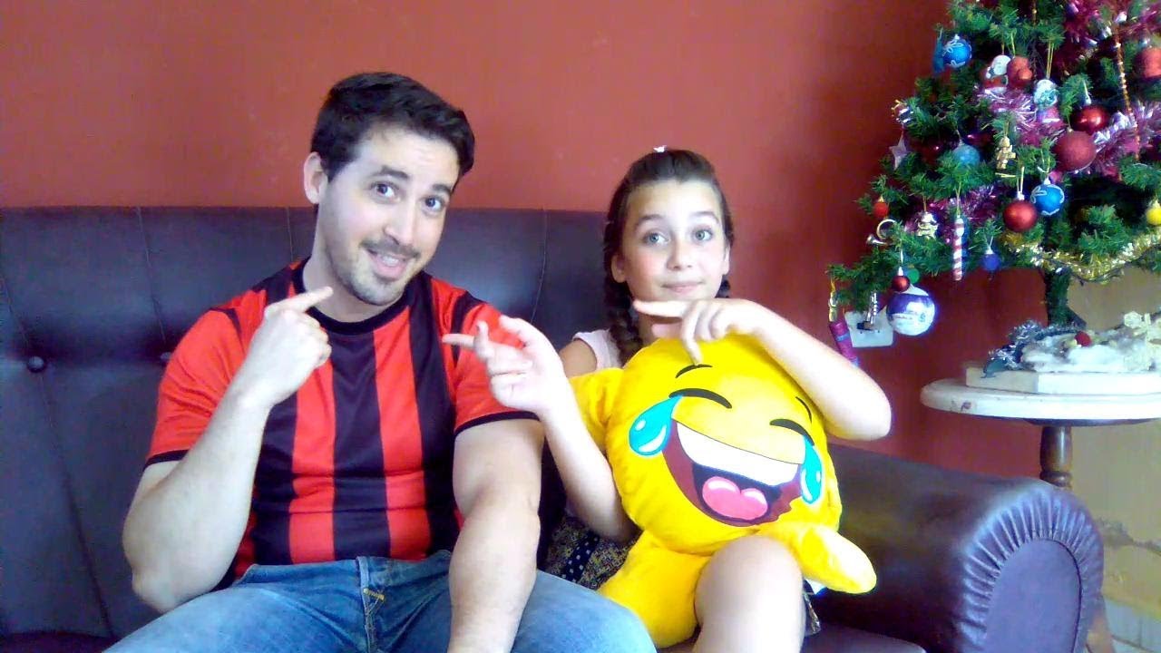 El primer video de nuestro canal Vero y Daniel - YouTube