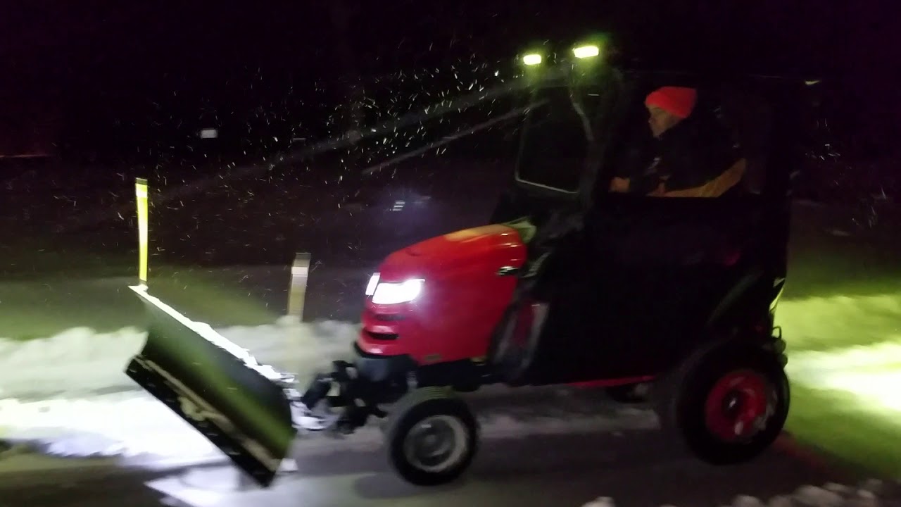 2017 Simplicity Prestige EFI with Johnny Plow Jr. - YouTube