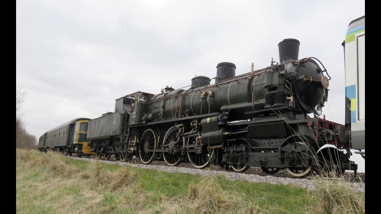 Arrivée en baie de Somme de la 230 D 9 de la Cité du Train - YouTube