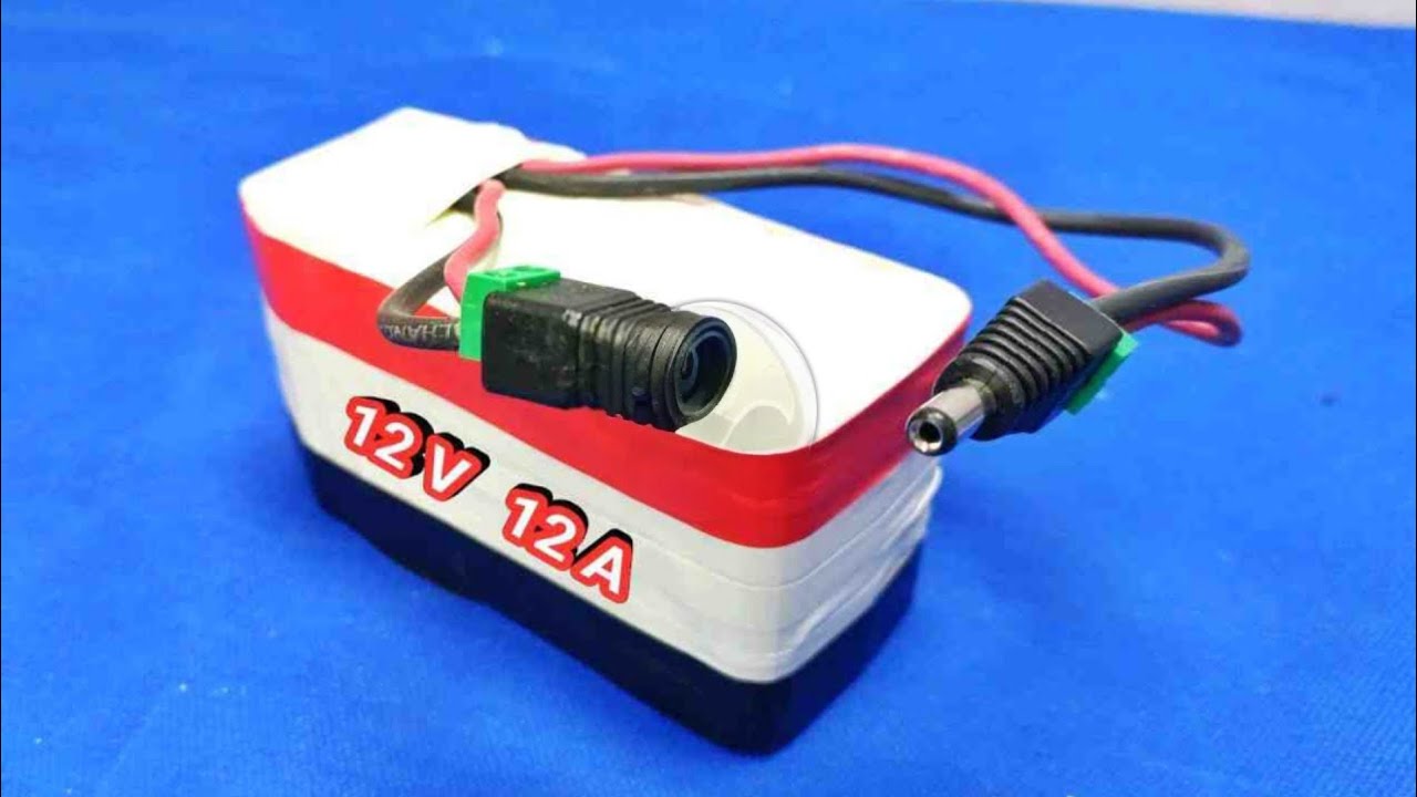 Make a 12 volt 12 amp battery. Lithium ion - YouTube