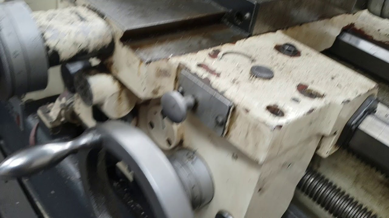 N106504 RunMaster 410x1000 Metal Lathe - YouTube