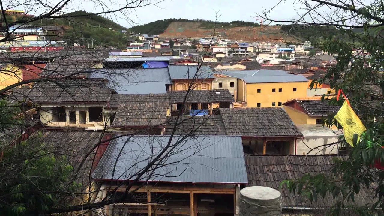 Tibetan Monastery in Diqing, Shangri-La, China!! - YouTube