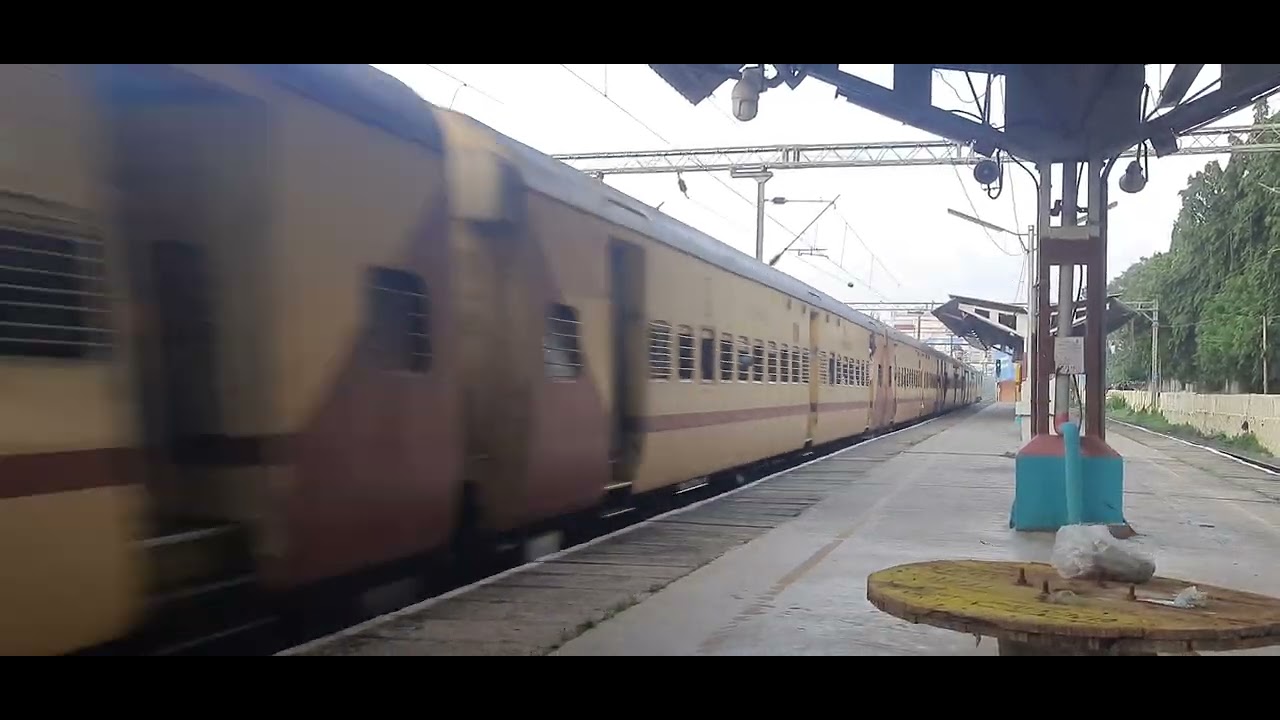 rare train crossing Chromepet - YouTube