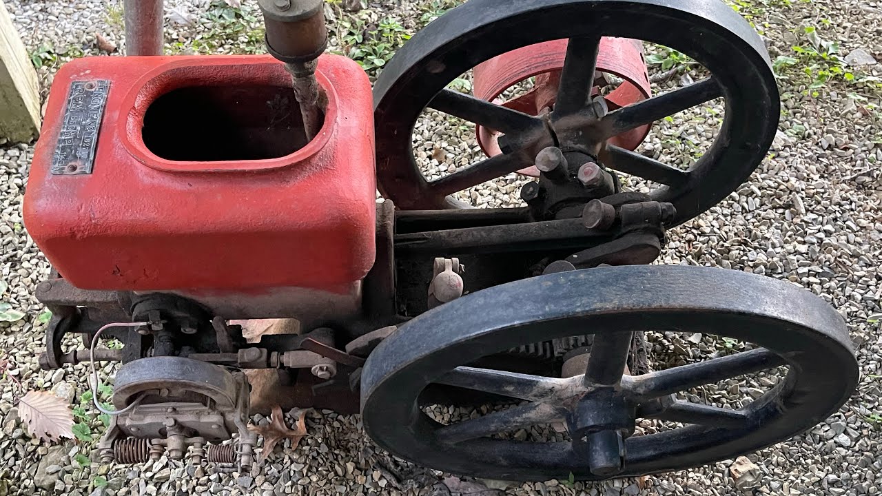 1918 Hercules 1 1/2hp Model E Third Start - YouTube