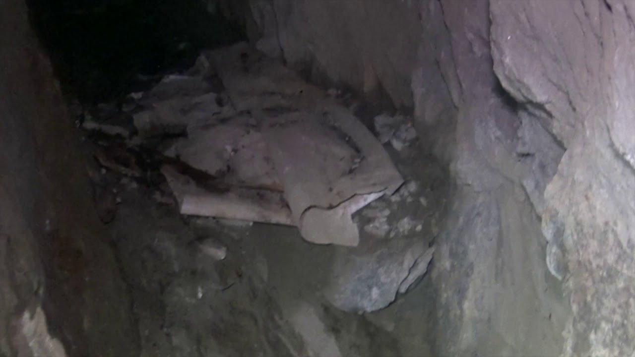 Little Tim mine top level Dangerous explore - YouTube