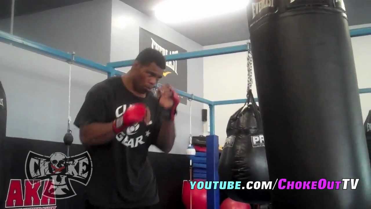 Herschel Walker hitting the bag at AKA (American Kickboxing Academy ...