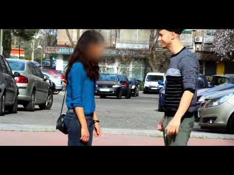 Top Kissing Prank (SPG)