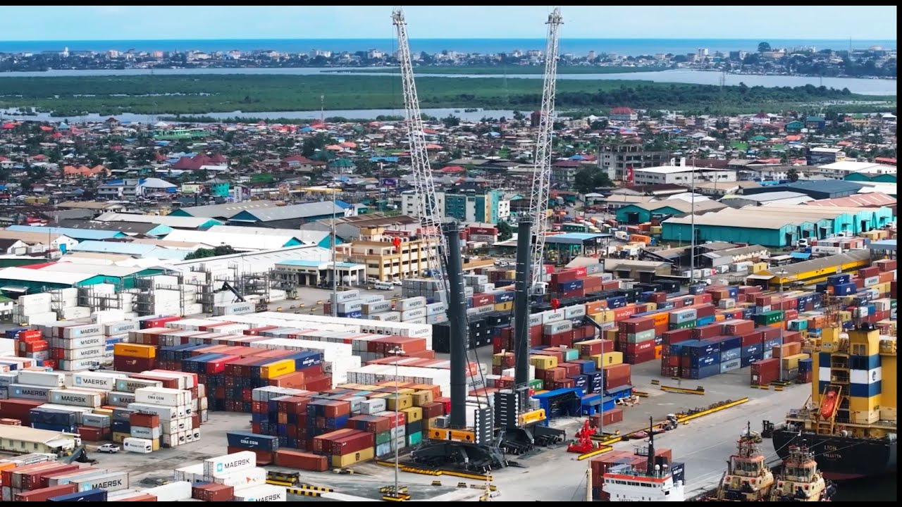 APM Terminals purchases Liberia's first Mobile Harbor Cranes - YouTube