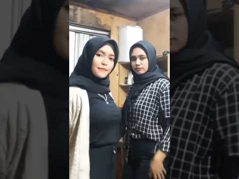 ABG ketat uting nonjol