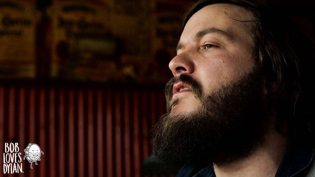 Chris Bornman performs End Of The Line - Live from The Shack in ...