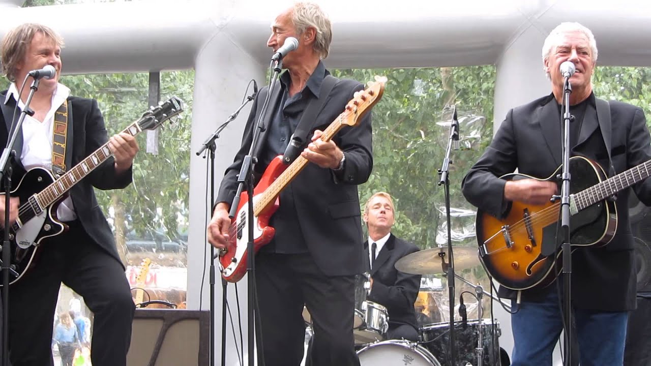 the Clarks, in de Boogaard, Rijswijk 8 9 13 - YouTube