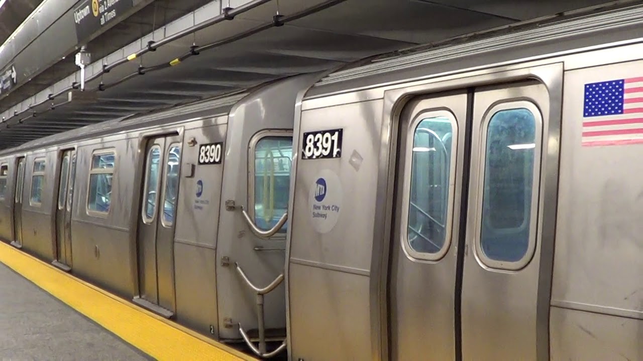 R160A-1 (M) at 72nd Street-2nd Avenue - YouTube