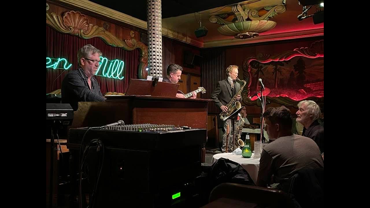 Pat Mallinger Quartet Performs Sunshine Rollins November 5, 2021. - YouTube