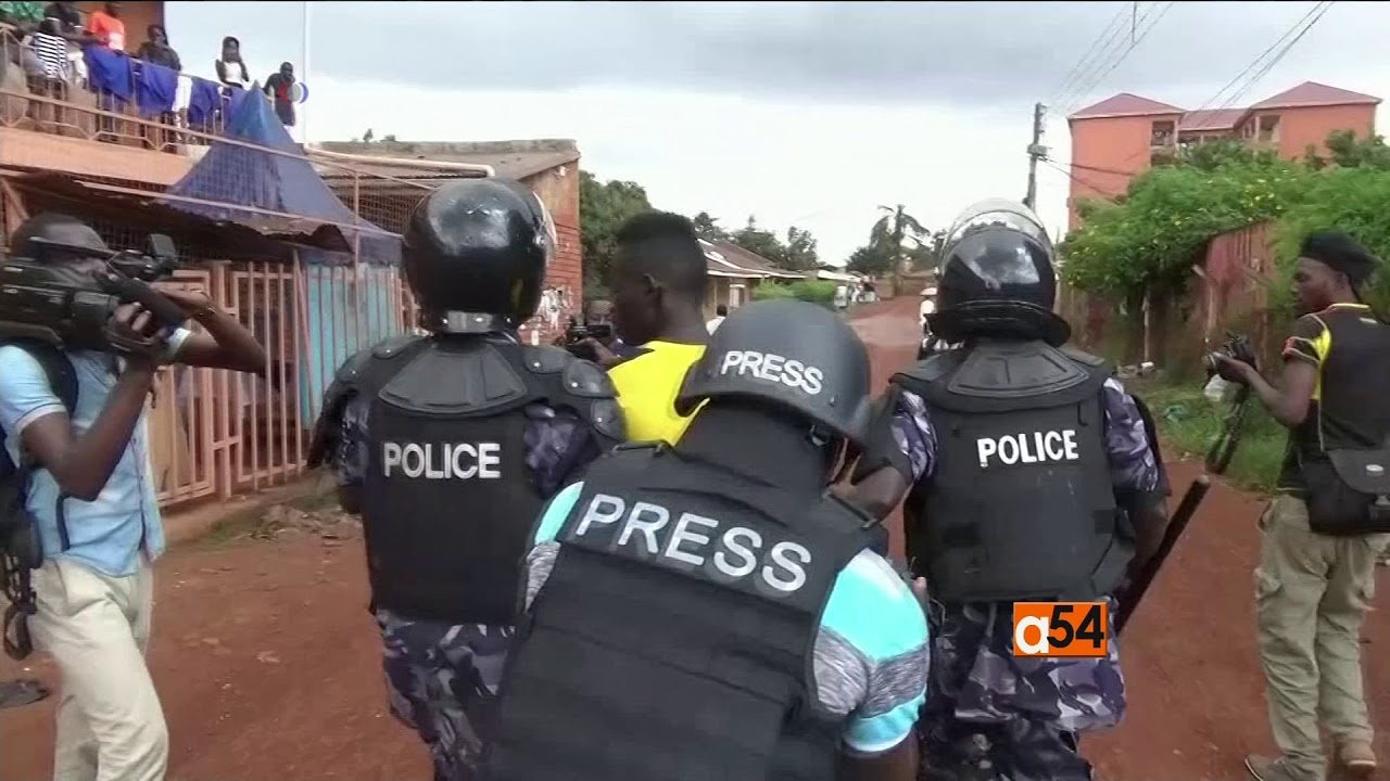 Uganda Museveni Convoy - YouTube