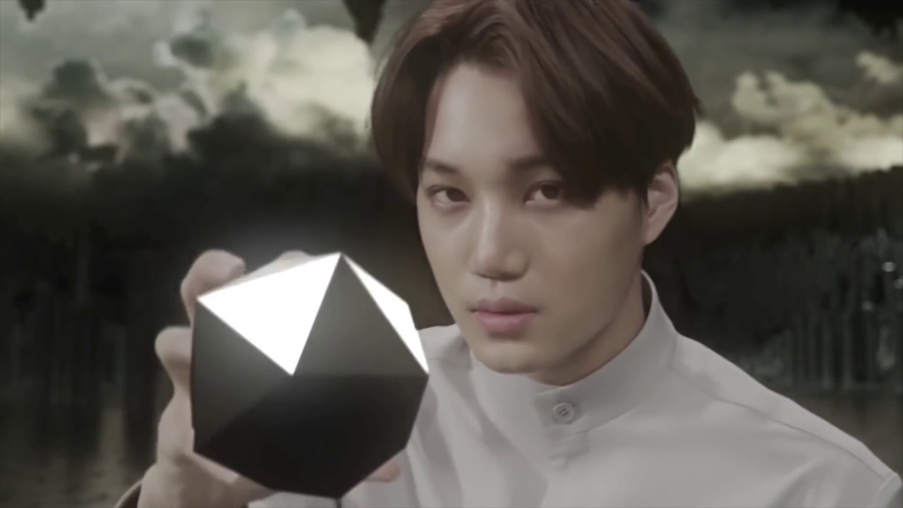 EXO Dance Clover Bomb EXO Luxion Japan Stage dance 2016 - YouTube