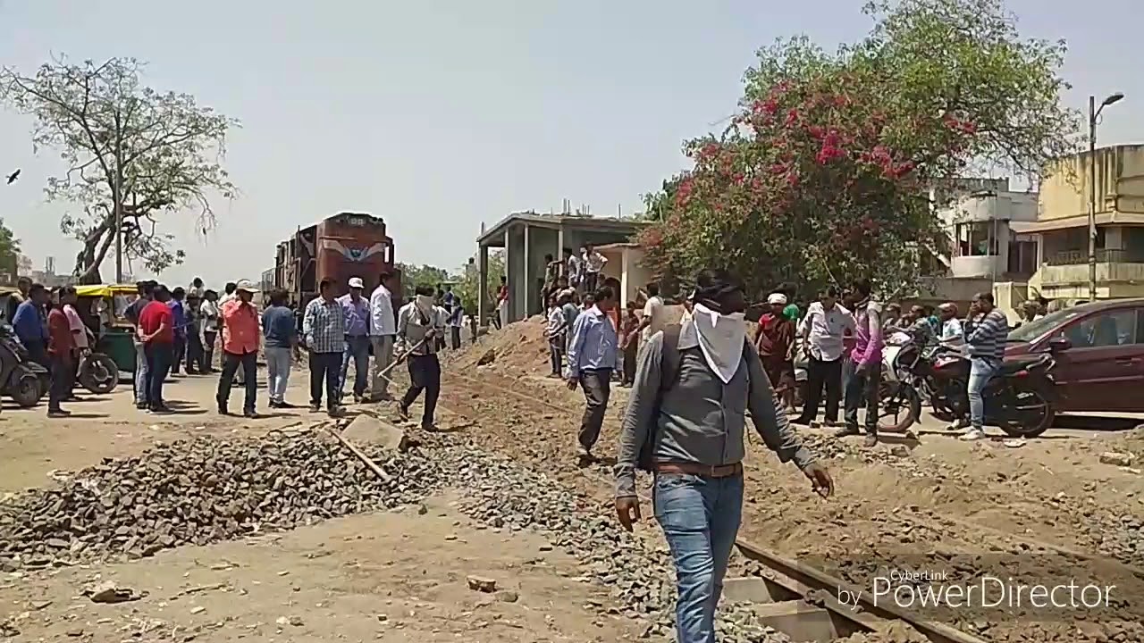 Ahmedabad to naroda railway Track testing - YouTube
