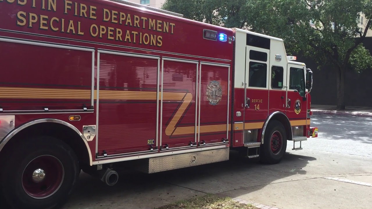 Austin Rescue 14 and Engine 1 Responding - YouTube