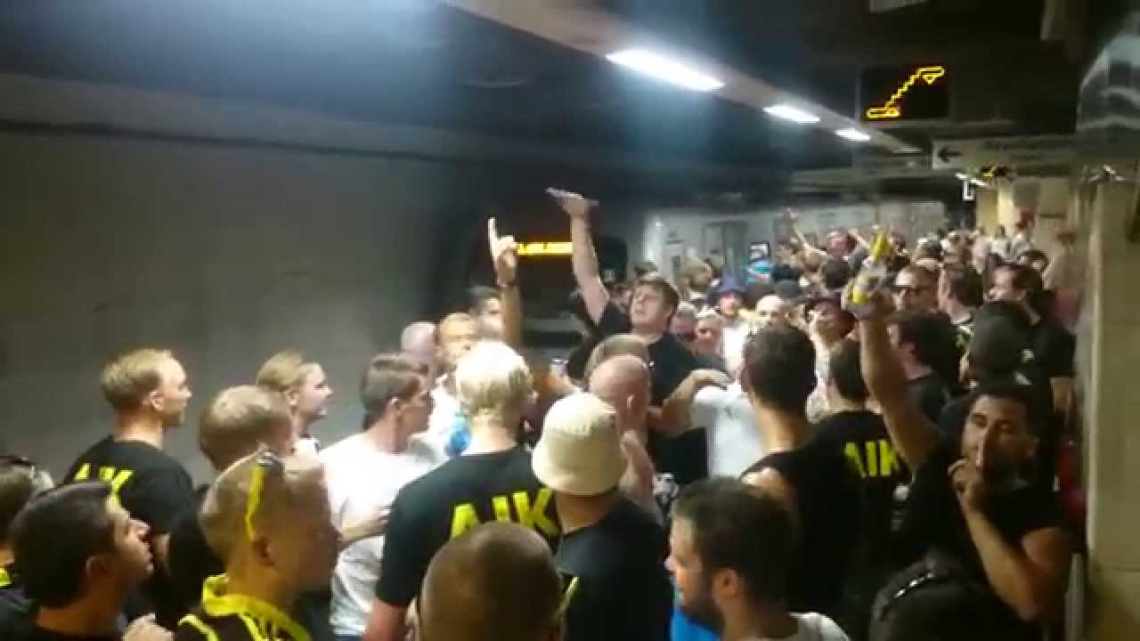 "Nästa tåg" AIK-fans i Aten (Atromitos-AIK 1-0) - YouTube