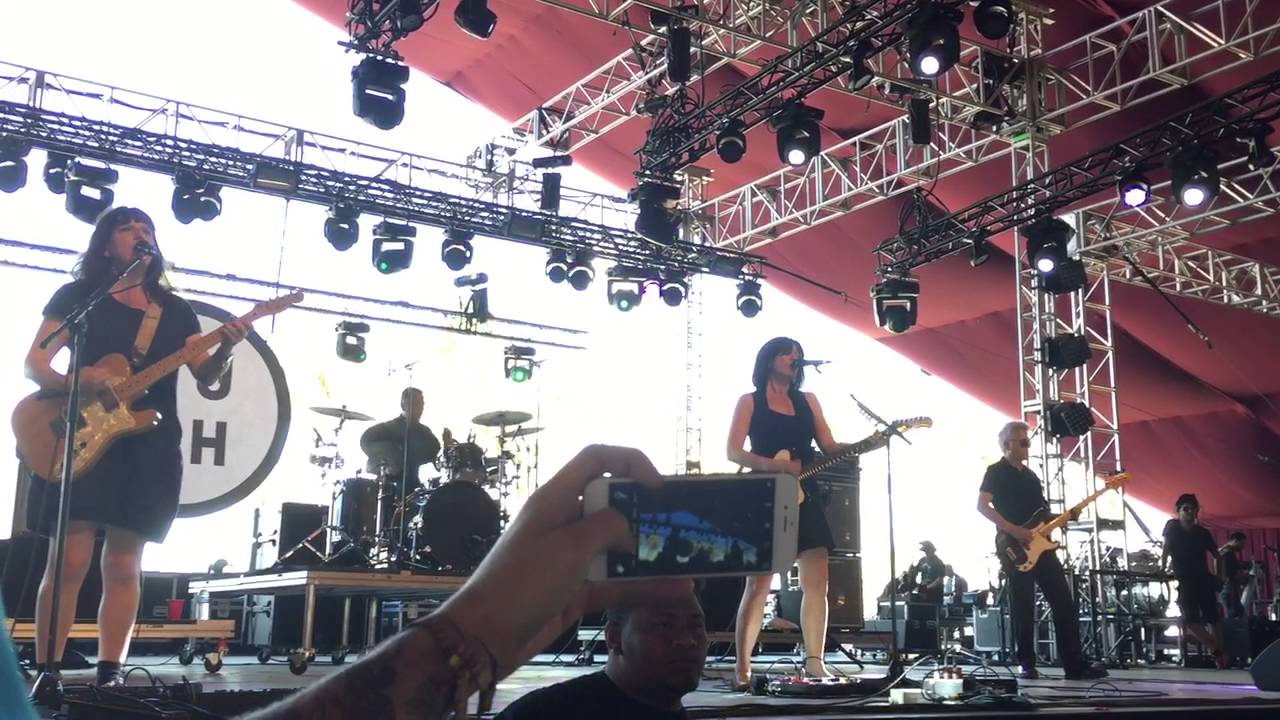 Lush "Ladykillers" live at Coachella 4/23/16 - YouTube