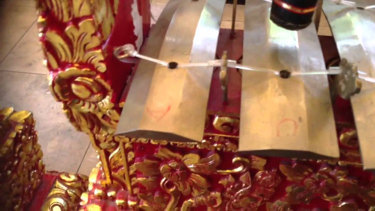 Ciaaattt...jublag, bali gamelan instrument - YouTube