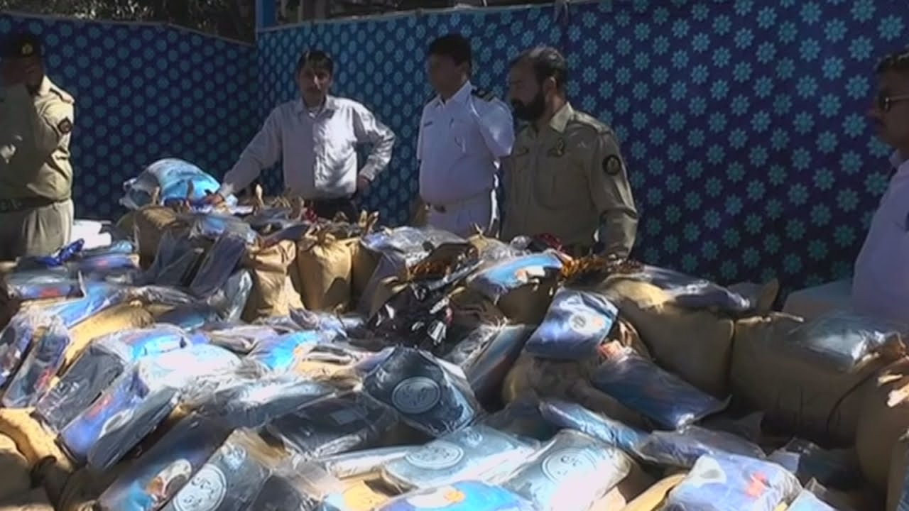 Three tonnes of drugs seized from a van in Pakistan - YouTube