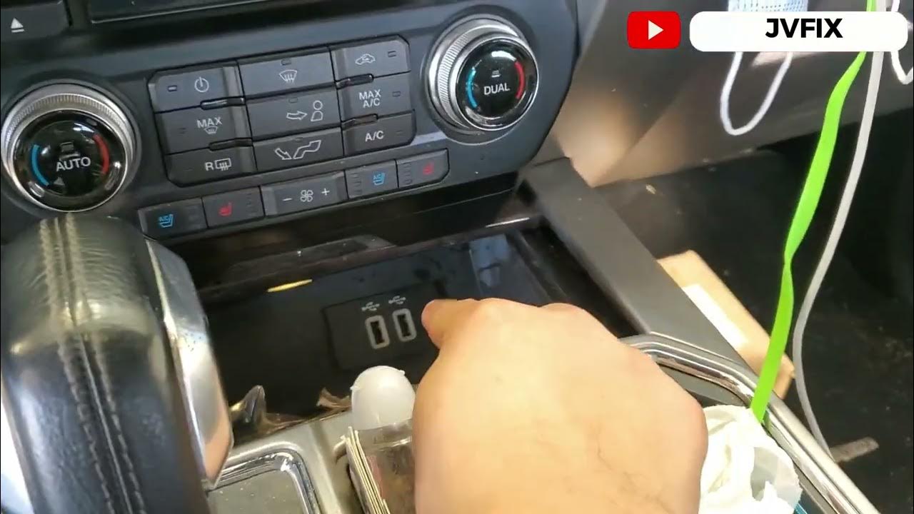 How to update SYNC radio on 2015-2020 Ford F150,F250,F350 very easy ...