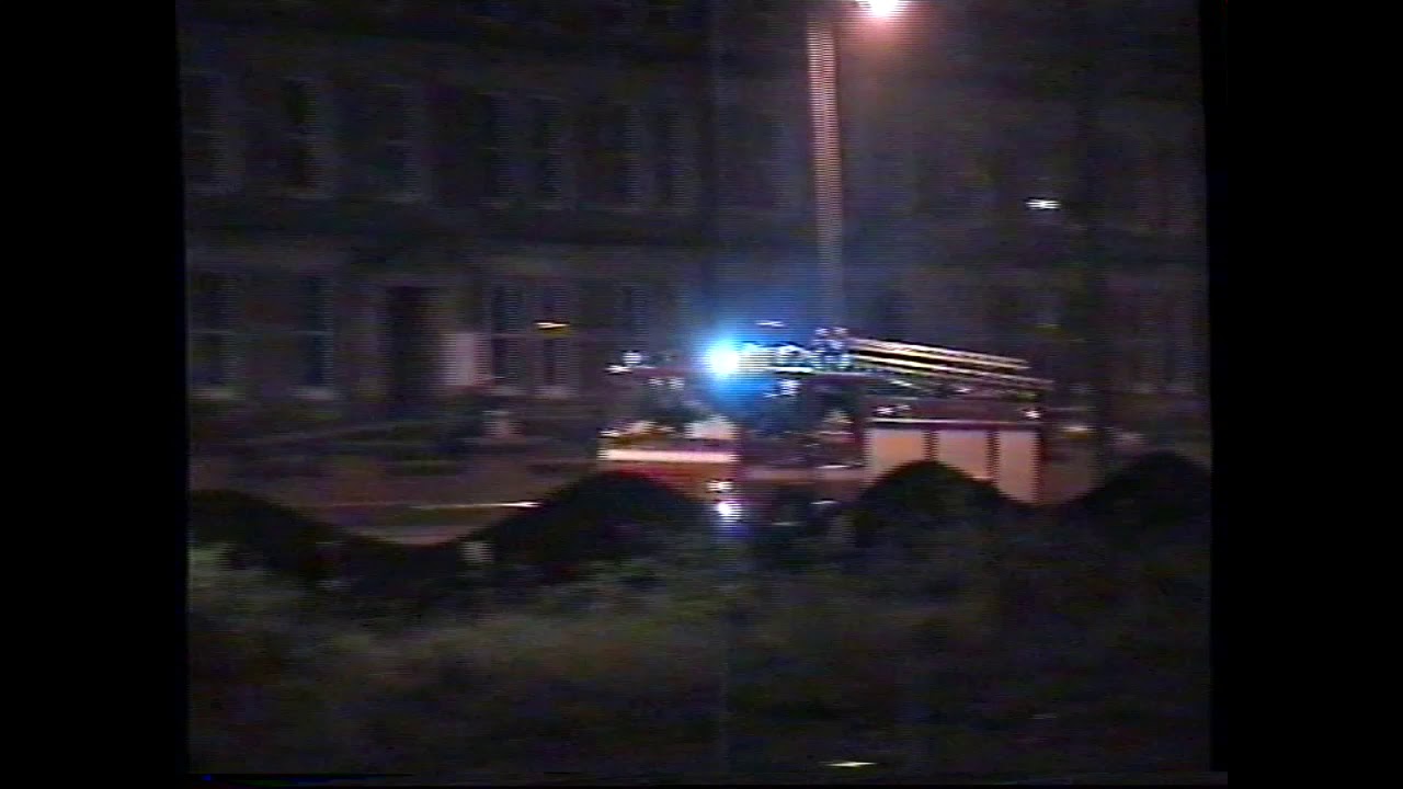 RETRO (2004) MERSEYSIDE FIRE BRIGADE - Dennis SS Pump Responding - YouTube