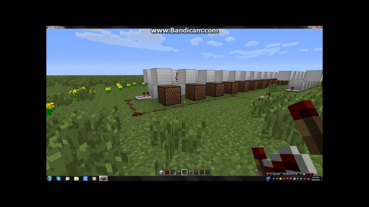 Minecraft: How to make a cool drum loop - YouTube