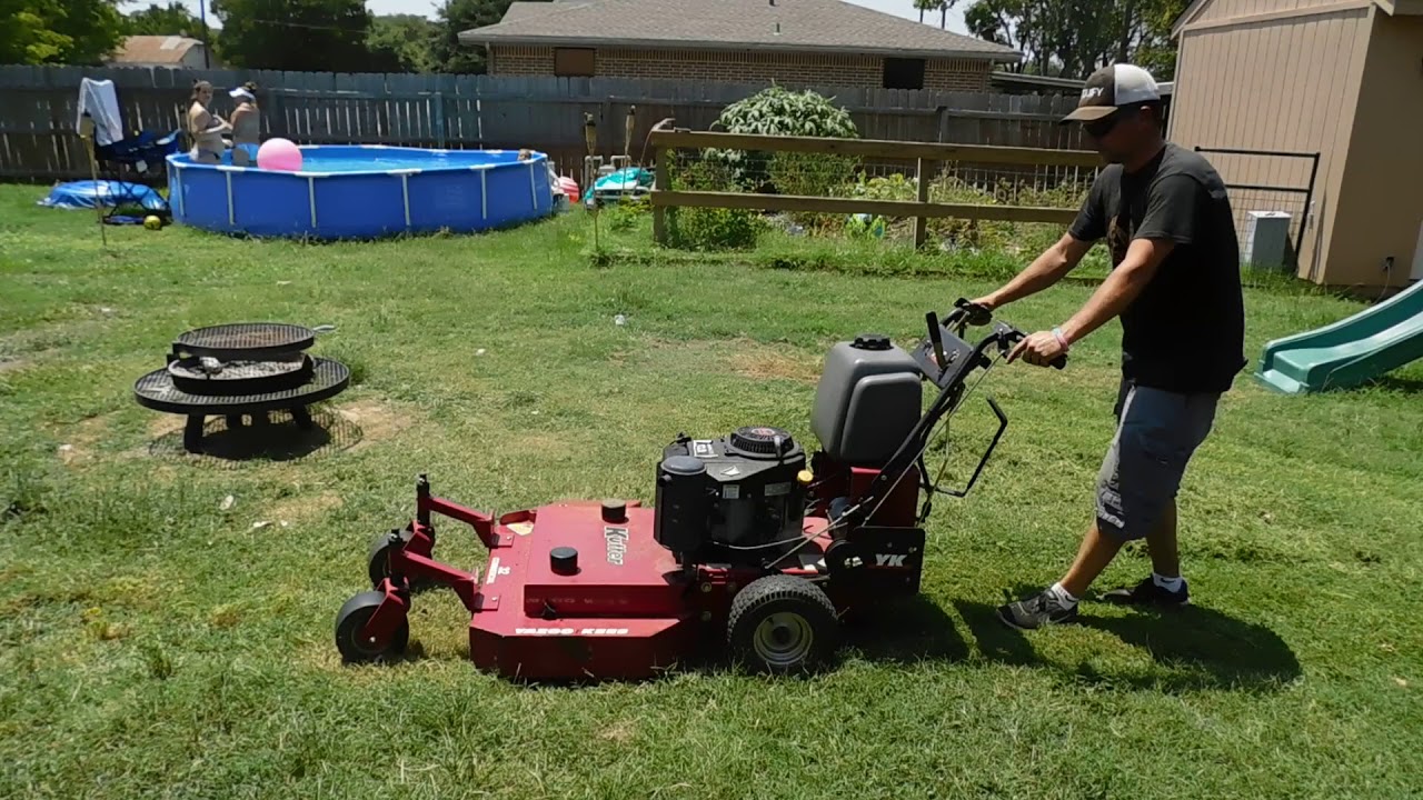 7950 YAZOO/KEES 32" COMMERCIAL ZERO TURN MOWER - YouTube