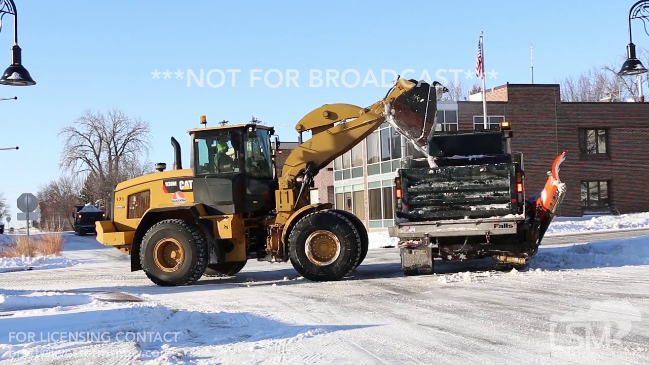 04-04-18 Waconia, MN - Cold - Snow Clean Up - YouTube