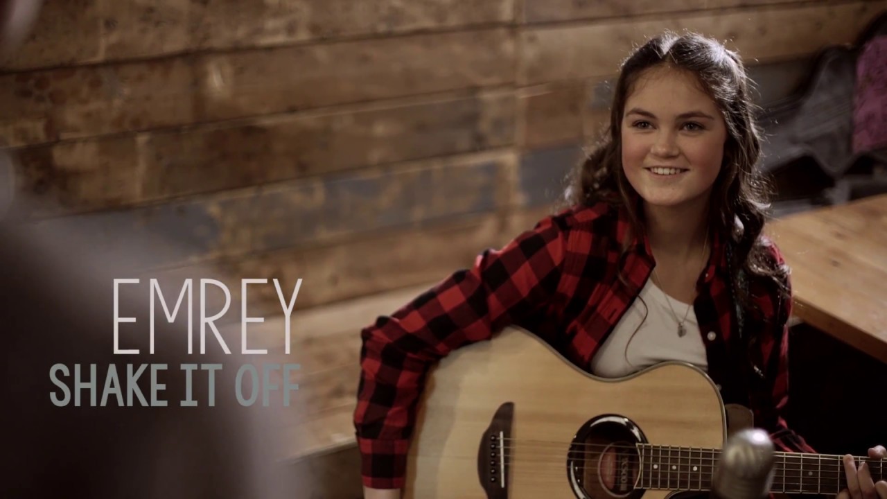 Emrey - Shake It Off - YouTube