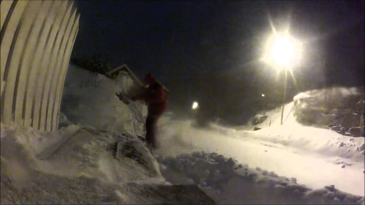 Snøstorm fevik 23.12.2012 - YouTube