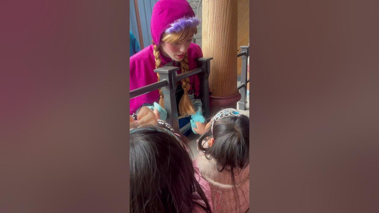 Princess Anna So Prettyadelyn Abbie Very Excited Meet Her Disney Princess Beautiful Youtube