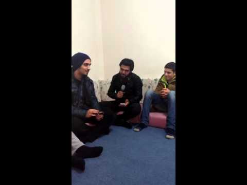 Abdullah ve Rahman abimiz küçük gençlere döktürdü kulağımızın pasını sildiler.