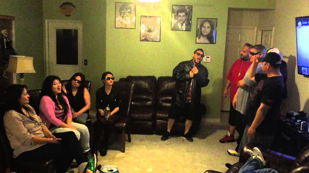 Lip Sync Battle - Summer Nights - Joe & Regina - YouTube