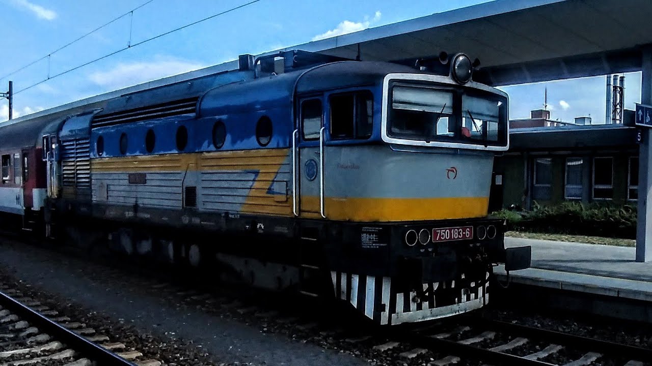 ZSSK 750.183 Dášenka - YouTube
