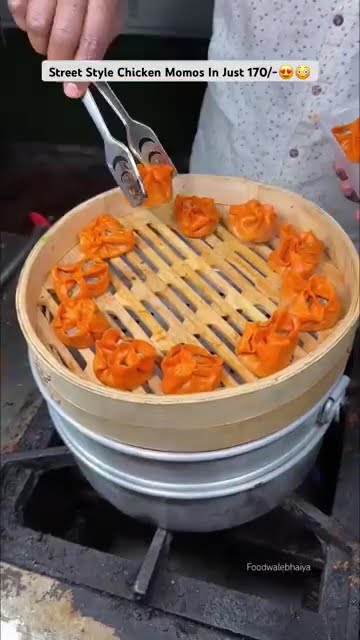 street style # momos#🥟🥟🥟🥟🥟 - YouTube