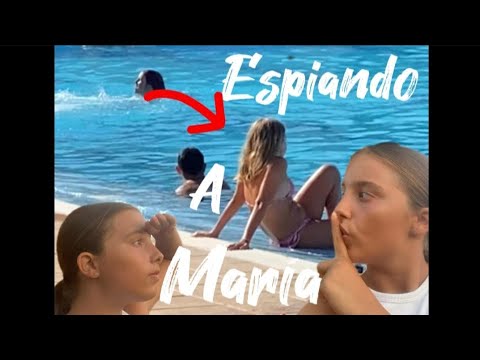 Espiando a Maria mientras está en la piscina| D & M