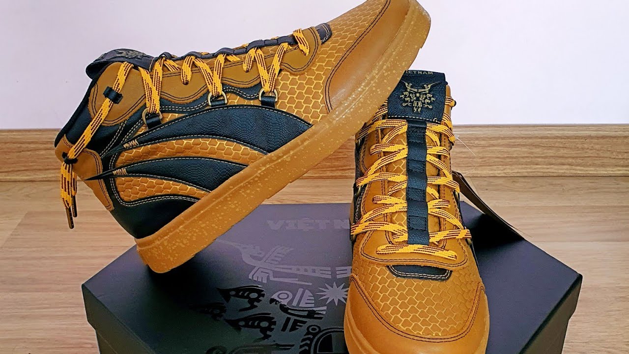 Biti's Hunter Street X VietMax - VietNam Arising R3 Gold - YouTube