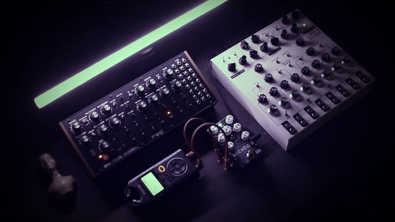 SOMA Lyra-8 / Moog DFAM / Universe Zen VOSKHOD-2 / DARK AMBIENT music ...